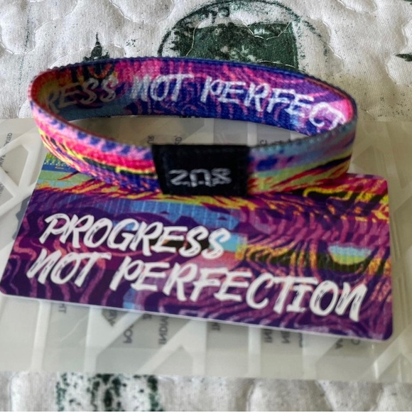 Zox | Jewelry | New Zox Progress Not Perfection Collectible Wristband ...